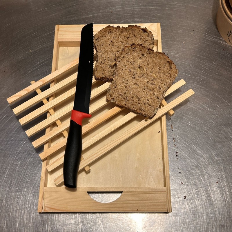 Tabla para Cortar el Pan